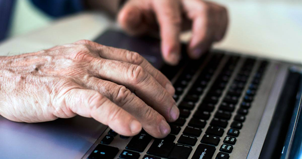 Tech Tutors are Standing By for Your Questions! - Avenidas